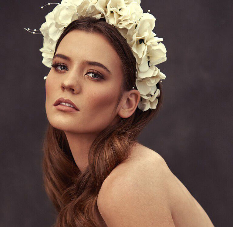 How To Do Regencycore Hairstyle